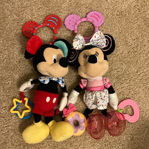 Disney | Accessories | Disney Minnie Mouse And Mickey Mouse Stuffed ...